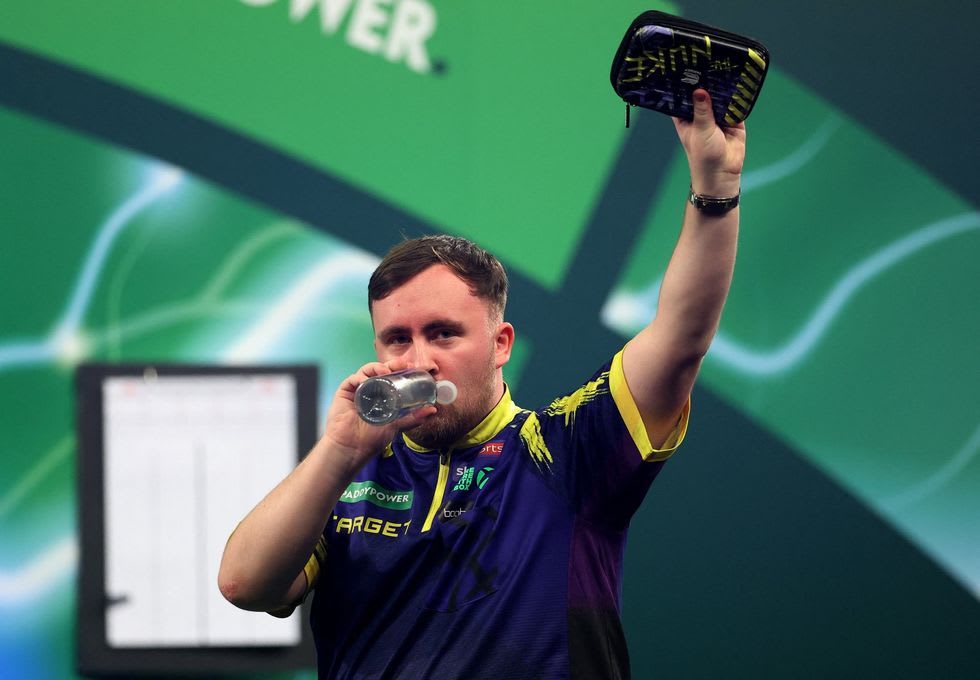 Luke Littler gets major response from World Championship crowd amid boo ...