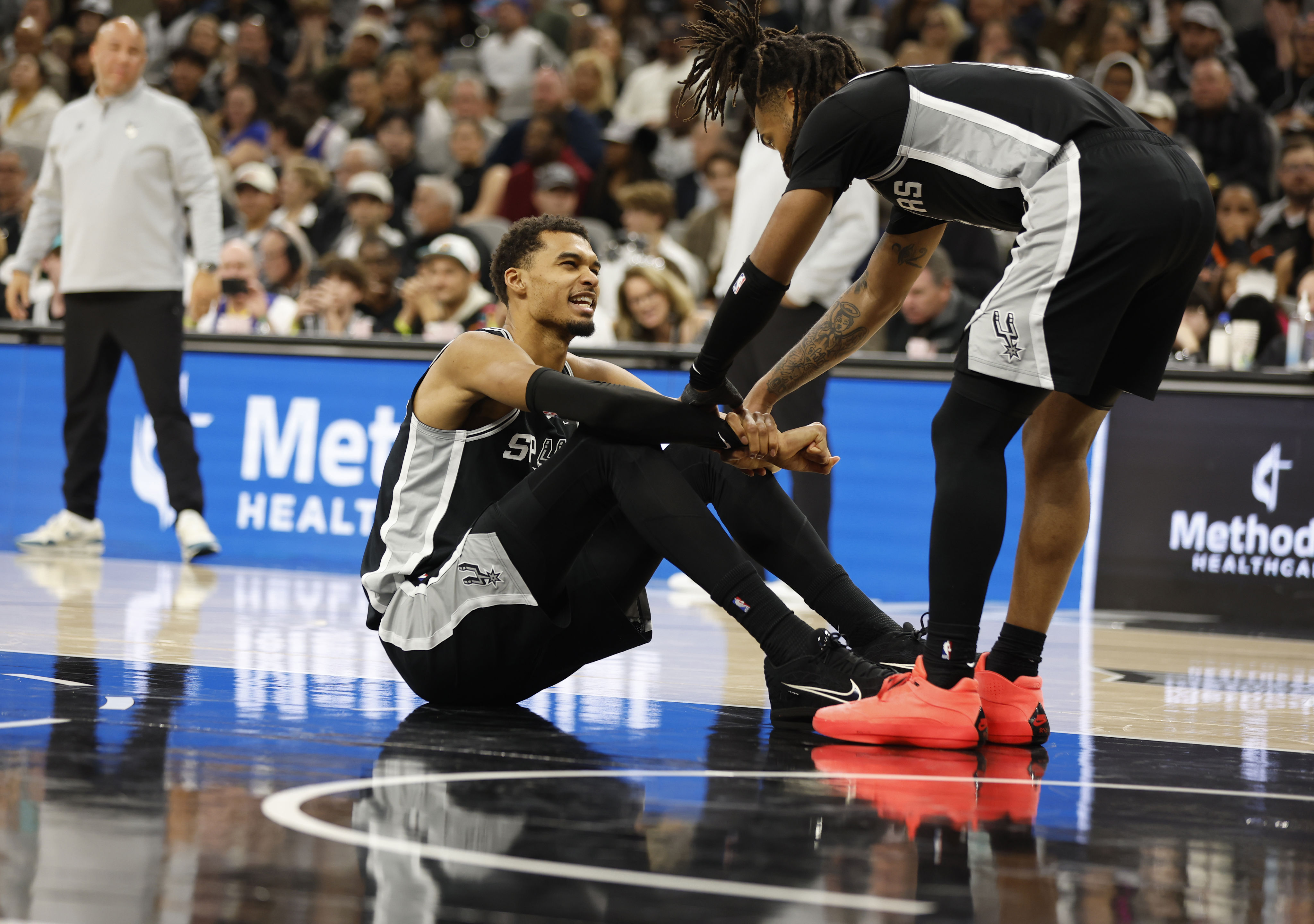 Spurs injury report: Victor Wembanyama, Devin Vassell out for Friday’s ...