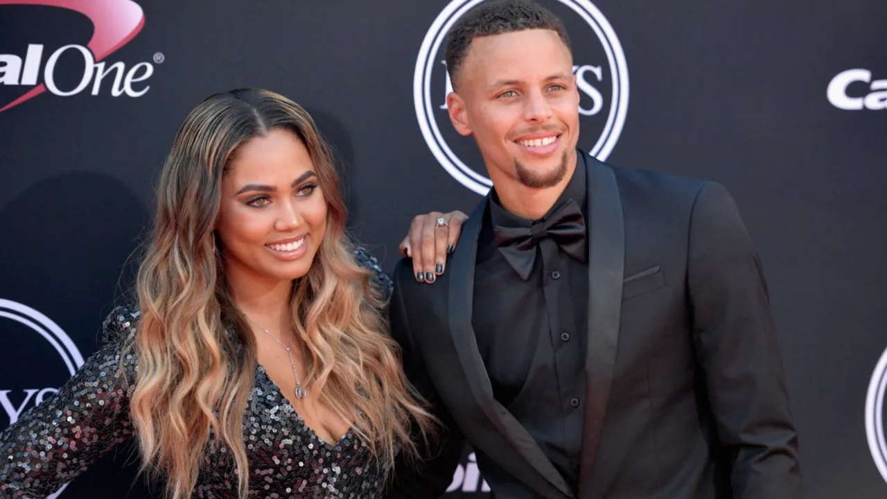 “More memories, more magic” - Stephen Curry and Ayesha Curry steals ...