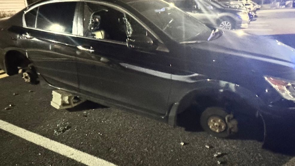 Baltimore apartment resident discovers car on cinder blocks, wheels missing