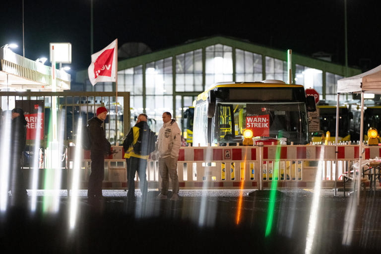 BVG-Streik: Aber diese Busse fahren trotzdem