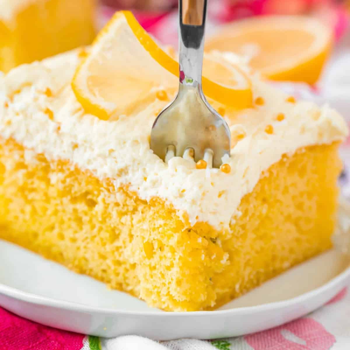 Easy lemon jello poke cake recipe