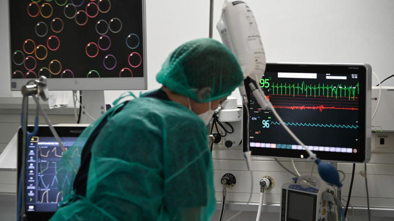 Πρέβεζα: Σε πολύωρη εγχείρηση υποβλήθηκε ο 16χρονος που ...