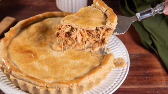 Chicken tikka pie: The cosy Indo British shepherd pie dinner you need ...