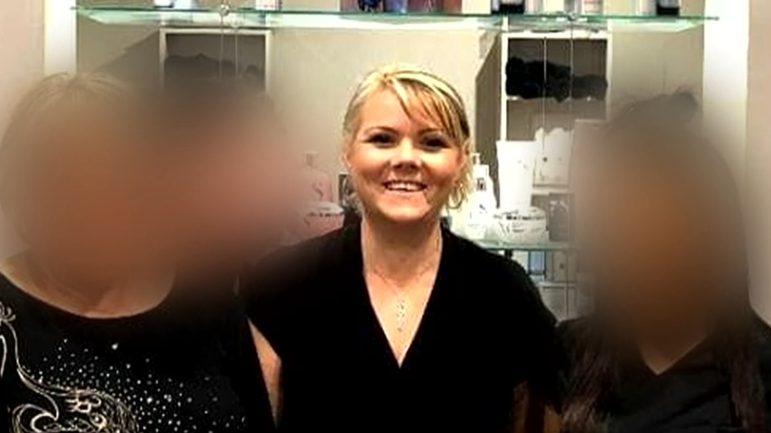 Sydney mum dies rescuing drowning son at NSW beach