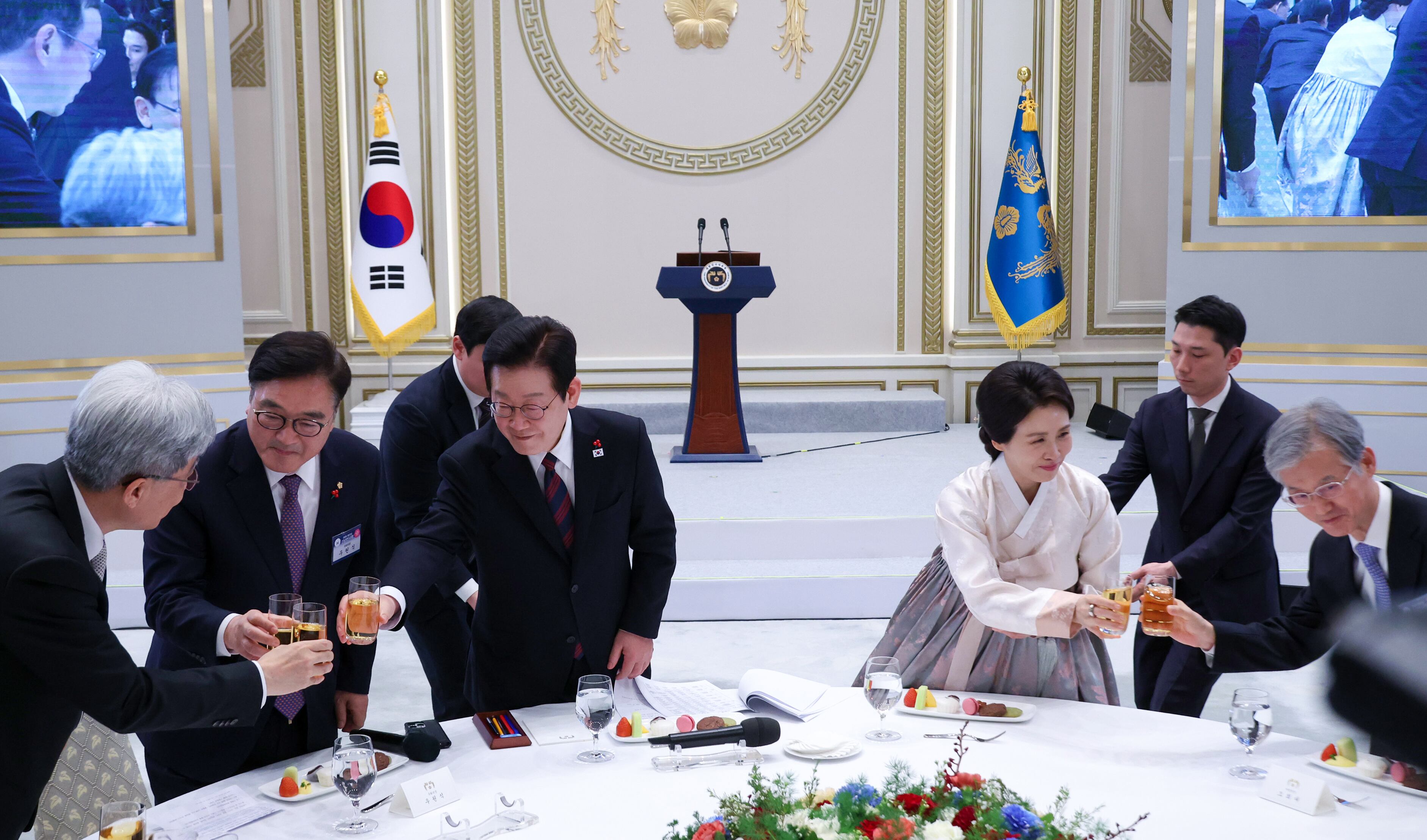President Lee Jae-myung stresses national unity for economic leap