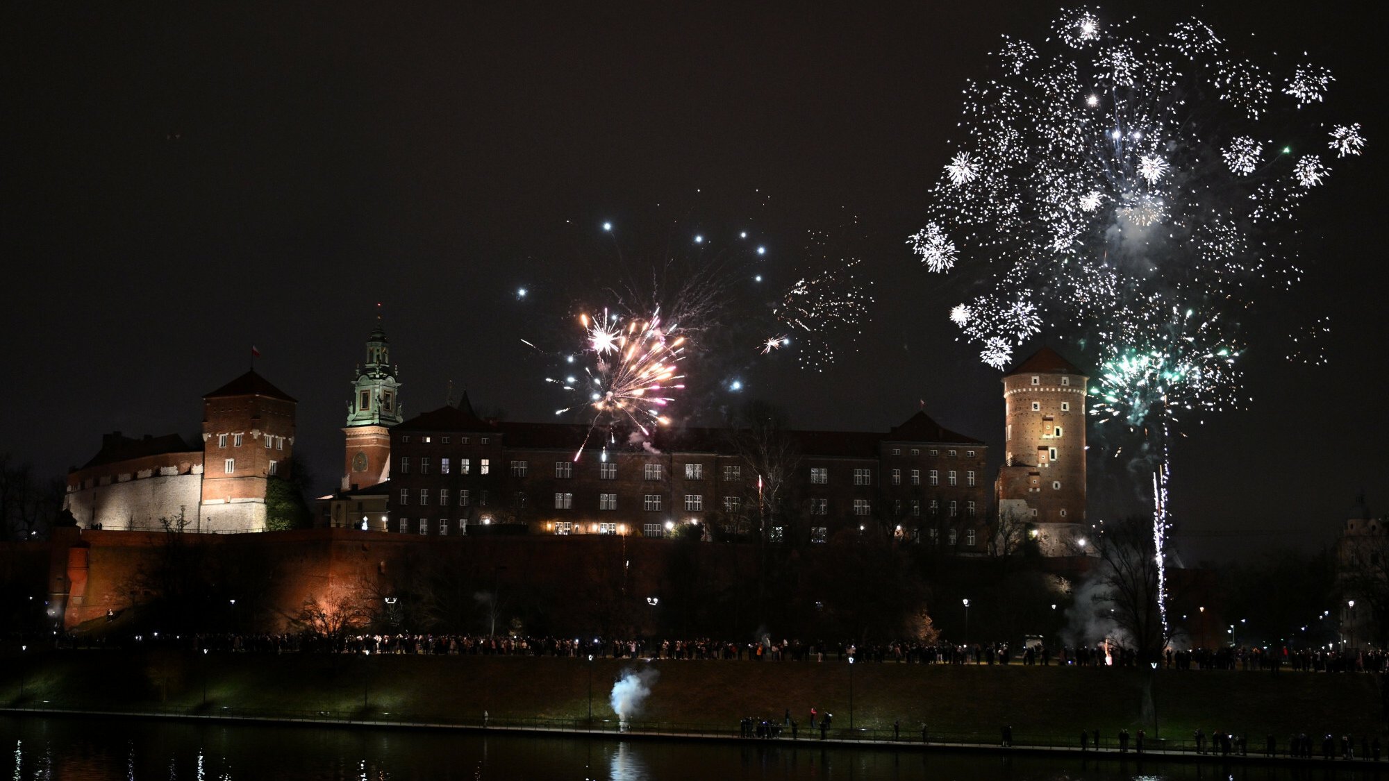 Jaki będzie 2026 r.? Polacy podzieleni w najnowszym sondażu