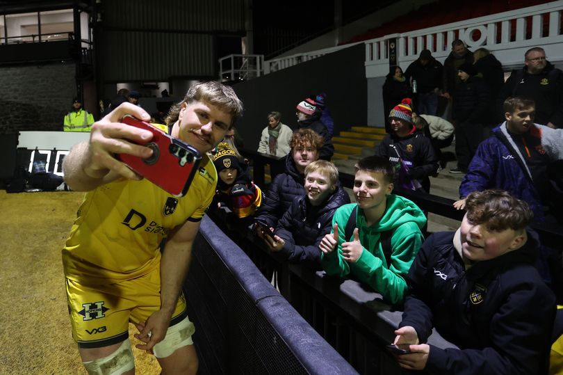 Aaron Wainwright quits Welsh rugby for England in new hammer blow