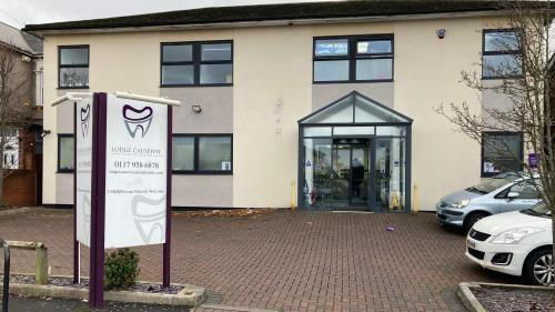 Dentists 'gave patients ultimatum' before sign-up