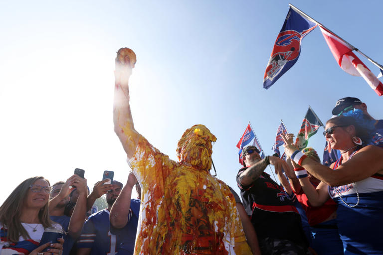 Remembering 'The Ralph' with Bills superfan Ken Johnson