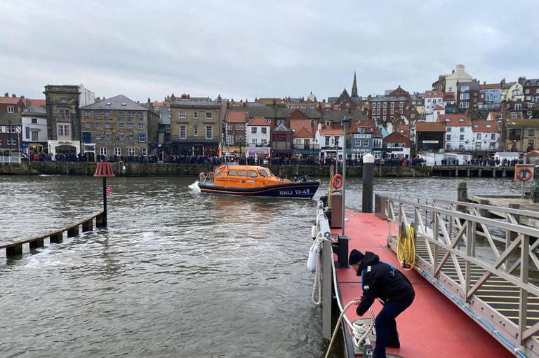 Whitby beachgoer cut off by tide as huge rescue operation launched