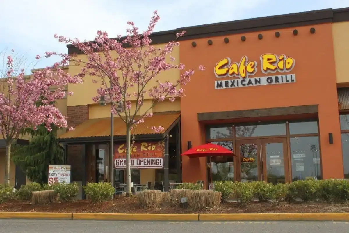 Cafe Rio menu prices with calories [updated 2026]
