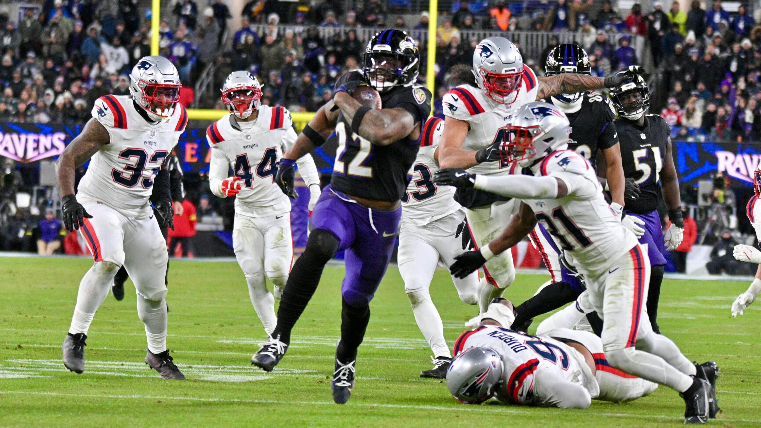 Ravens’ Derrick Henry is no stranger to pummeling Pittsburgh: 'Do my job'