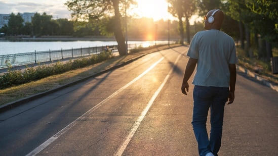 Neurologist shares 7 habits to improve focus and memory: From single ...