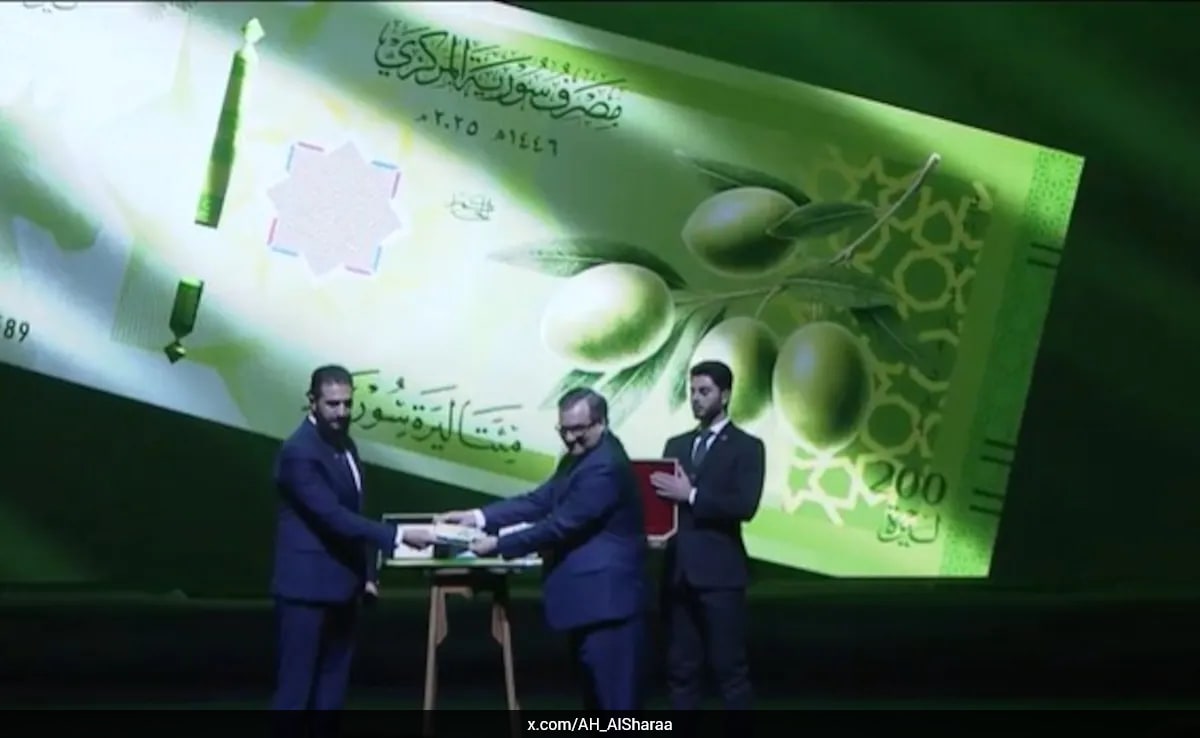 Syria unveils new banknotes, replacing Assad portraits with nature symbols