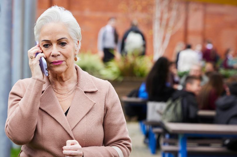 Denise Welch reveals why she really left Coronation Street in 'can't do ...