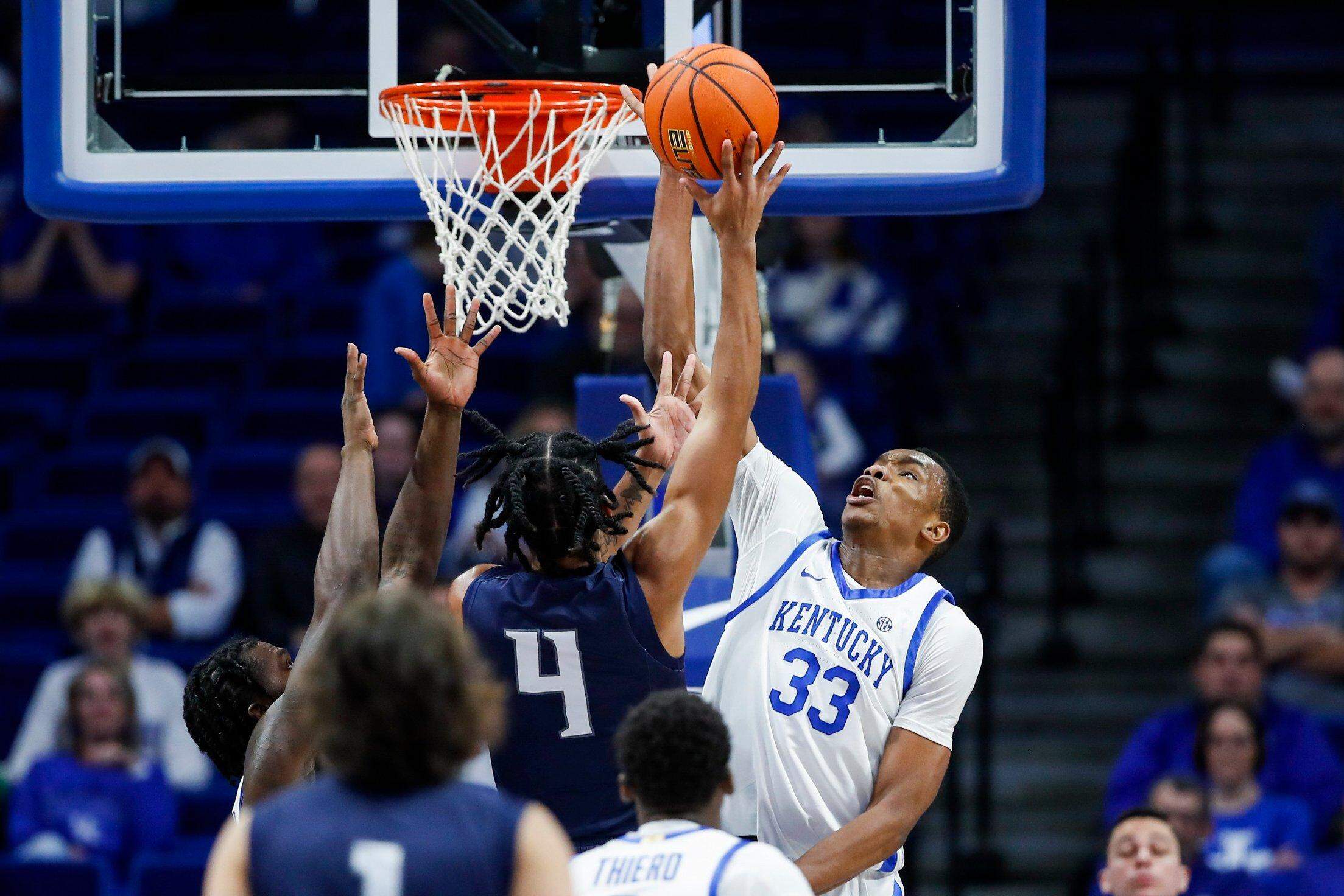 What is Kentucky basketball's history with international players?