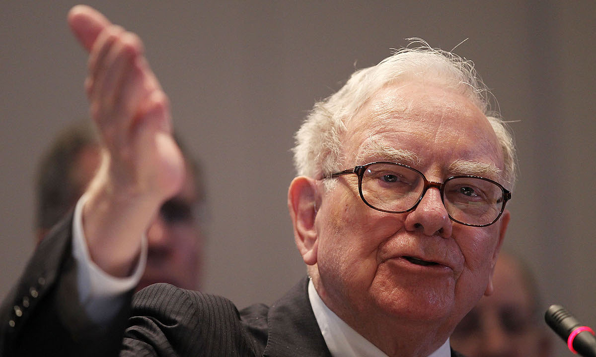Don't worry too much about starting salaries, Warren Buffett advises ...