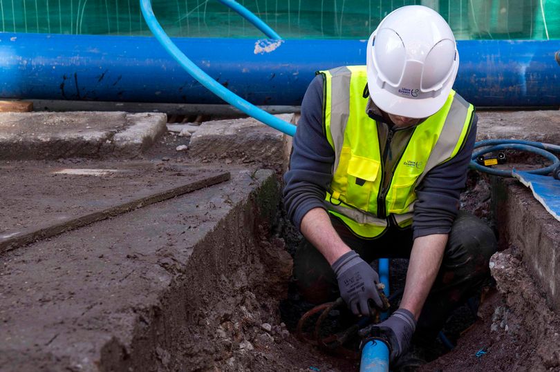 Homes across Cork's northside without water as crews rush to fix major ...