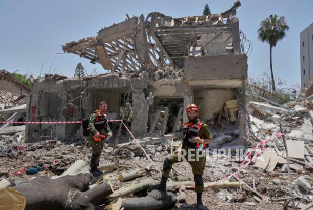 Urutan sanksi ekonomi Barat yang mengacaukan Iran – Daily Surabaya