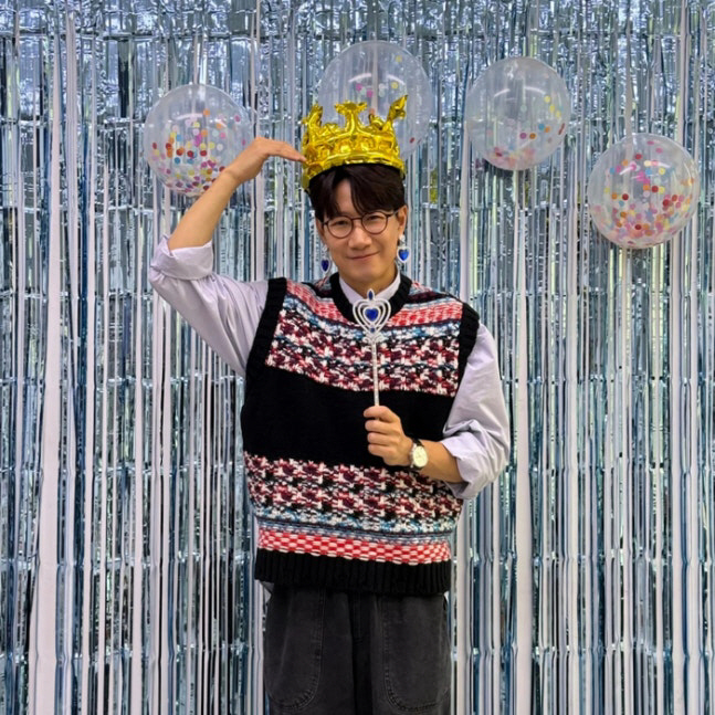 Cho Woo-jong will leave the FNC for nine years. 'FA Declaration, New ...