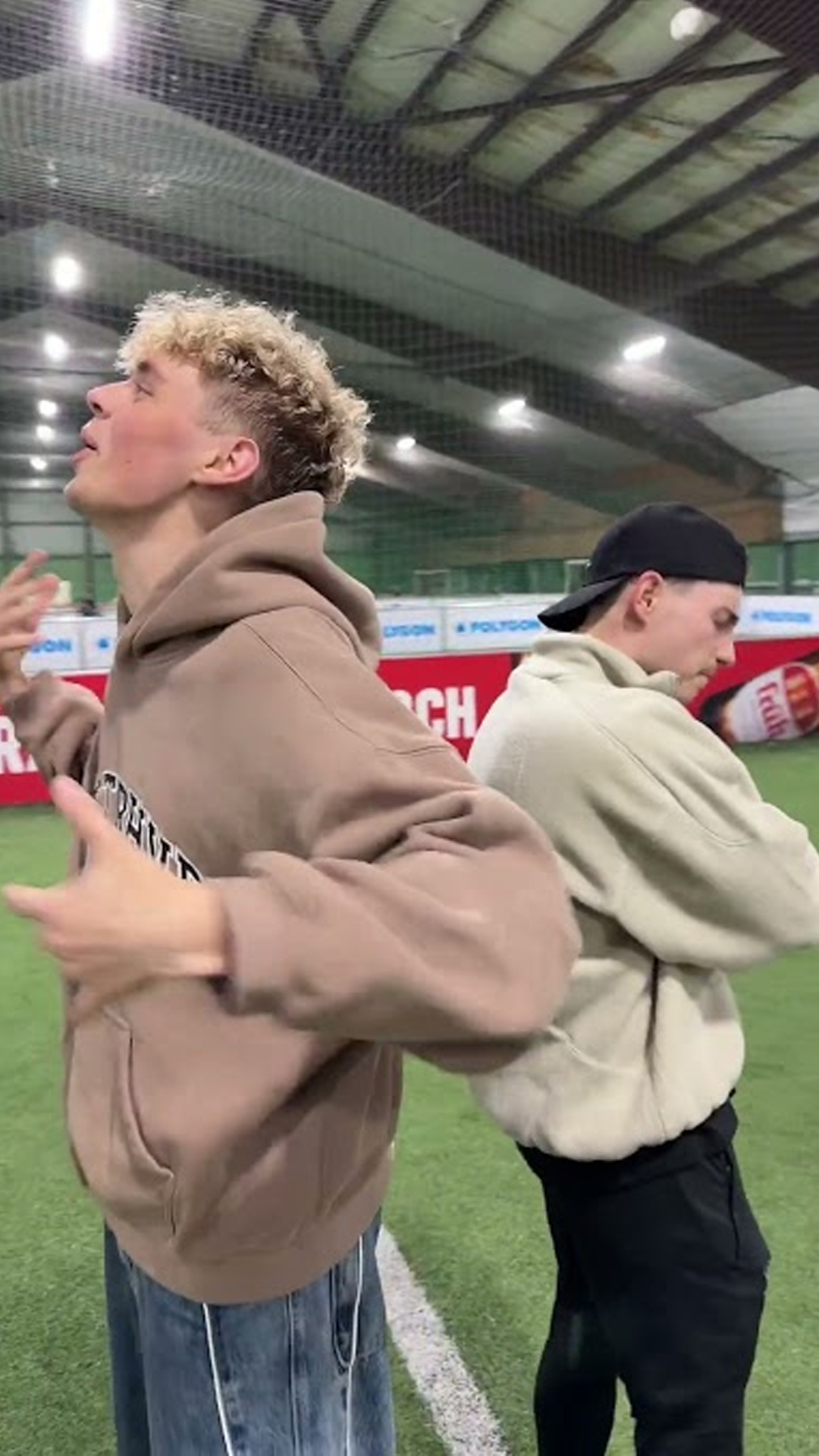 Tanzen zu einem viralen Song