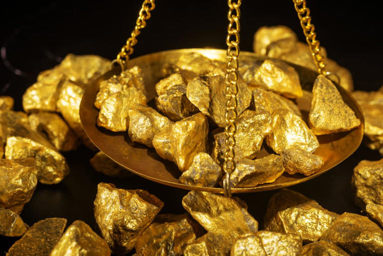 Scientists stumble upon a 'supergiant' gold deposit — and it's worth ...