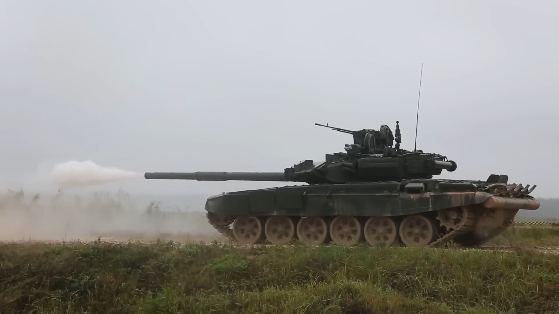 Why the T-90’s turret spun out of control: Experts explain the ‘disco ...