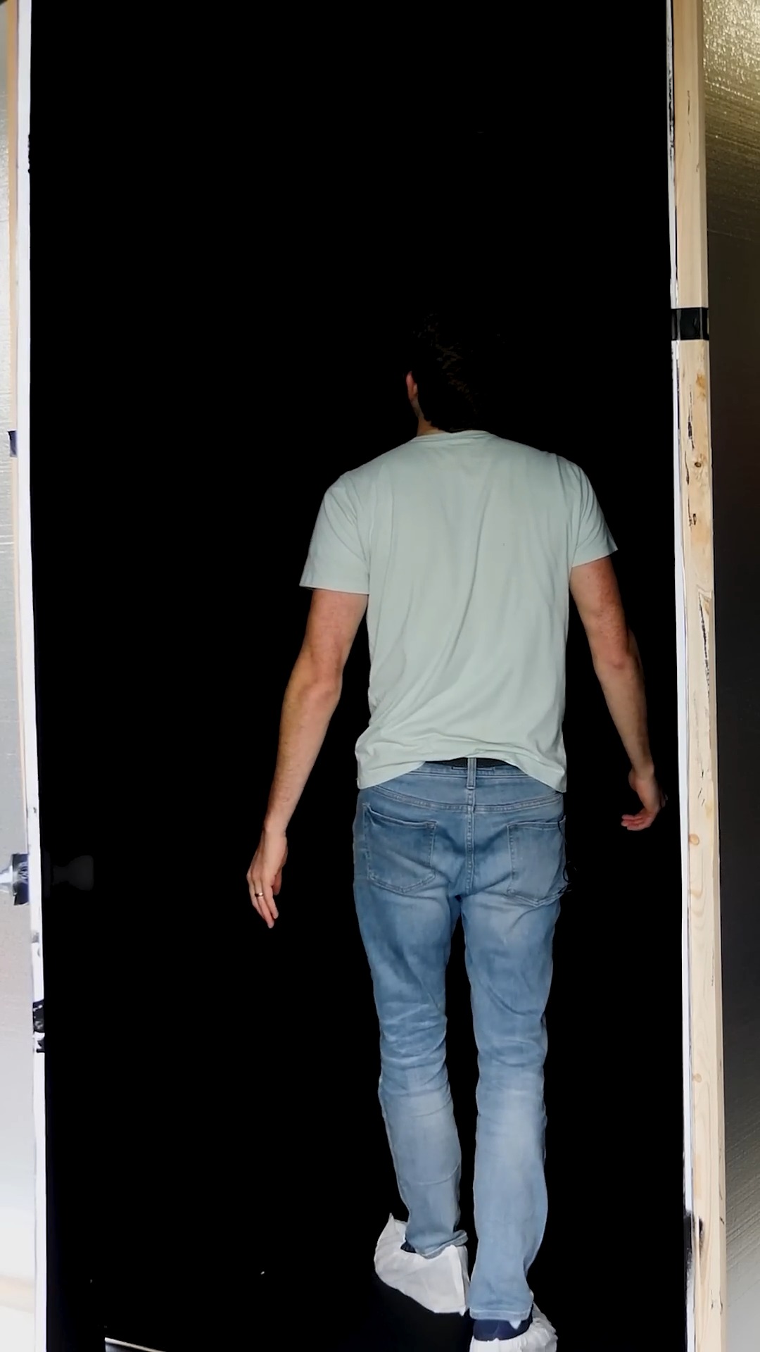 Painting a whole room with the world's blackest paint