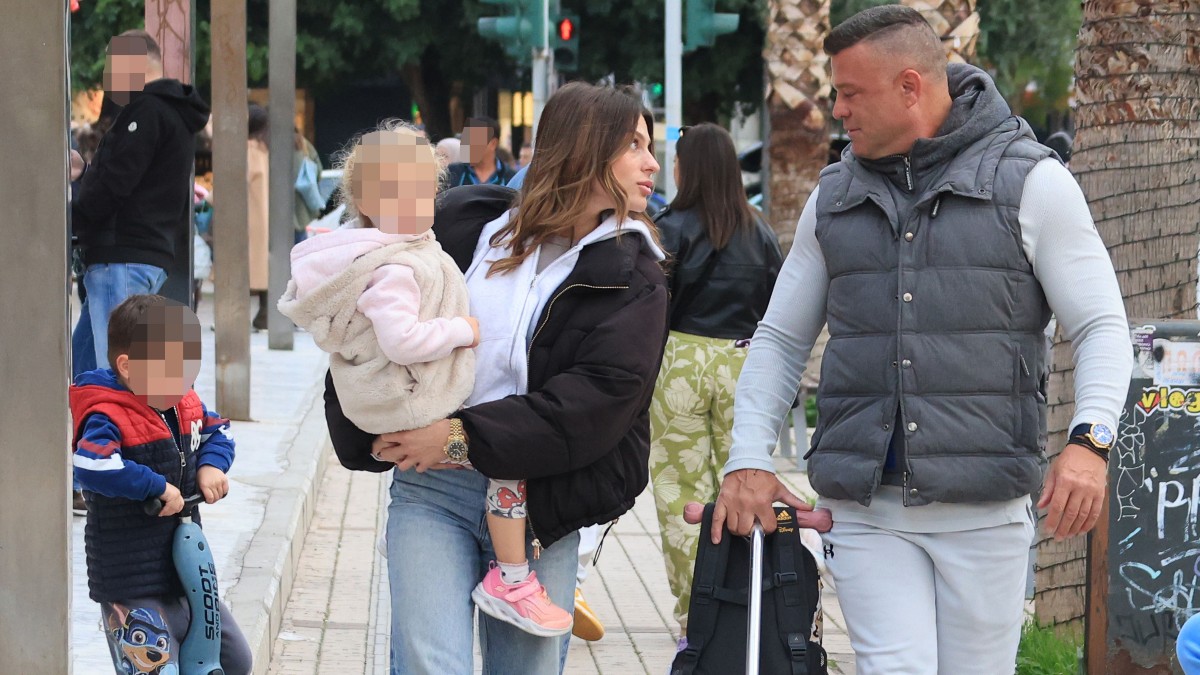 Βαλεντίνη Παπαδάκη – Κώστας Σόμμερ: Η πρώτη οικογενειακή εμφάνιση του ...