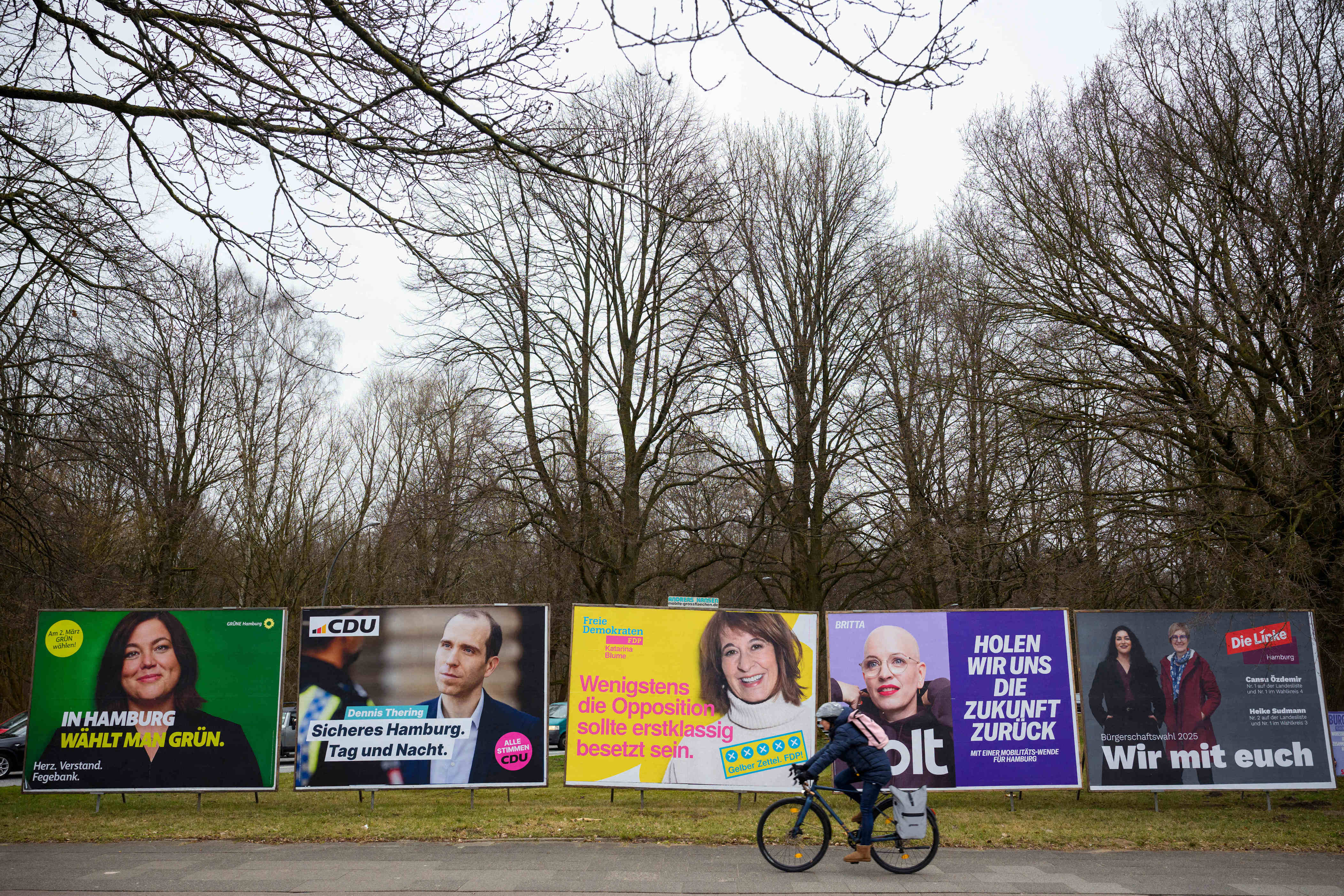 Surging left-wing party challenges politics-as-usual in Germany