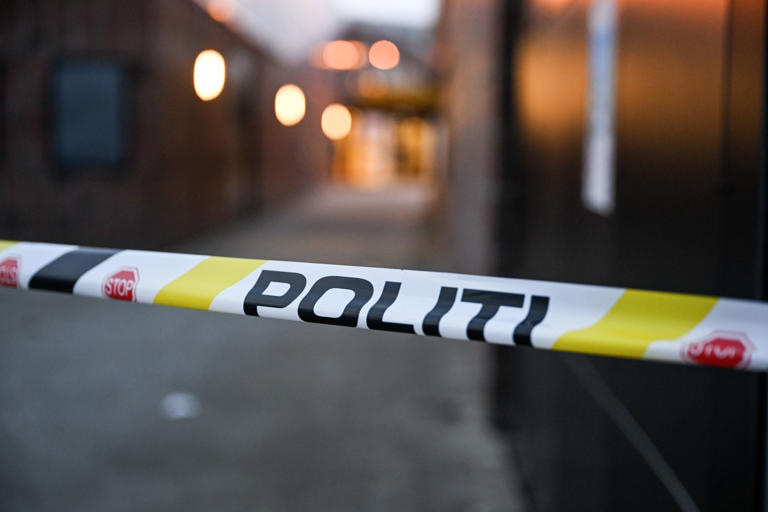 Stavanger: En mann død – tre personer siktet