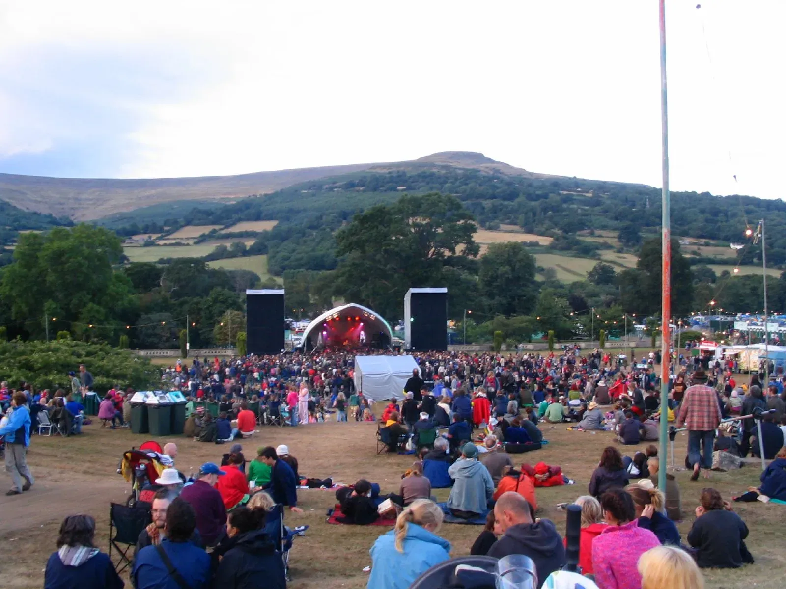 How to budget for a music festival weekend without breaking the bank