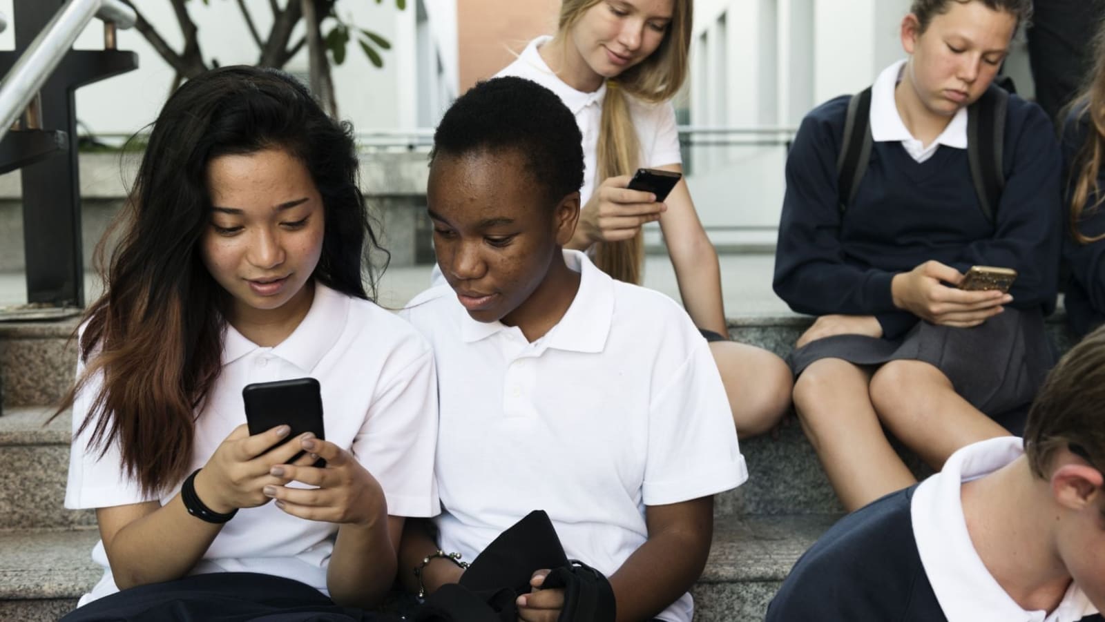 Mobile phones 'to be banned in all schools in this Scottish city by the ...
