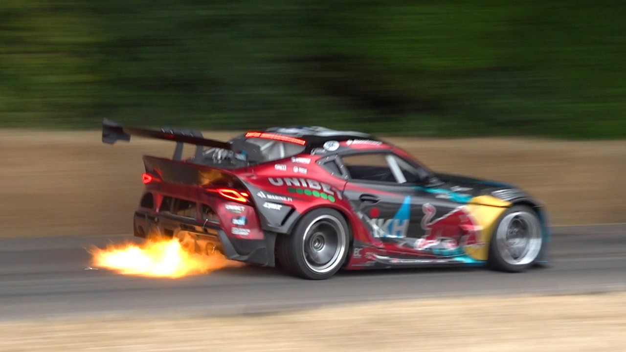This drift car shoots flames while charging the track