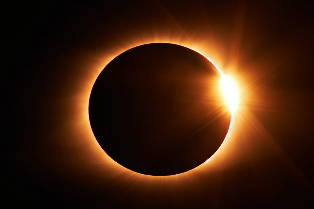 Daftar fenomena langit gerhana matahari hingga hujan meteor sepanjang 2026