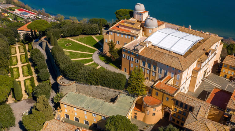 Polski ślad w prywatnej sypialni papieży. To miasteczko pod Rzymem to ...