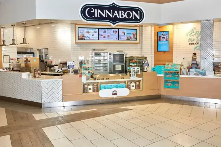 Cinnabon menu prices with calories [updated 2026]