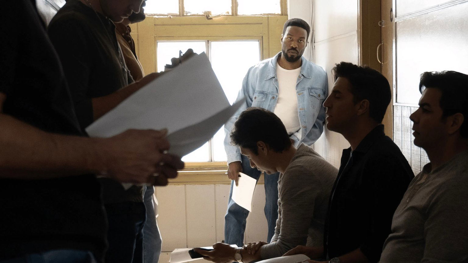 Marvel onthult nieuwe beelden van aankomende superheldenserie 'Wonder Man'