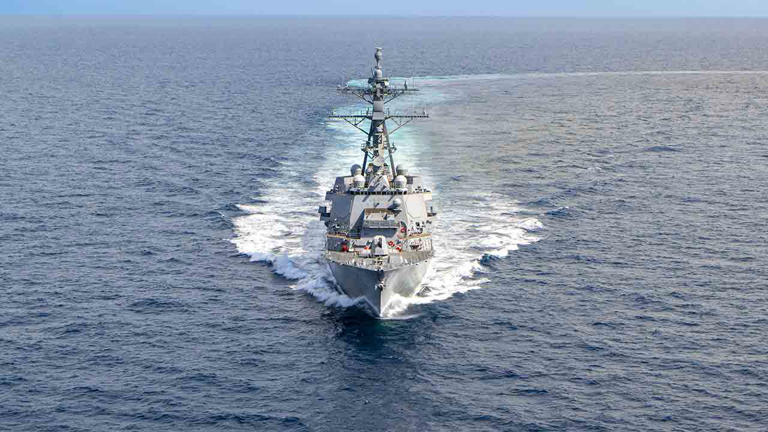 U.S. Navy reçoit le deuxième destroyer Arleigh Burke Flight III ...
