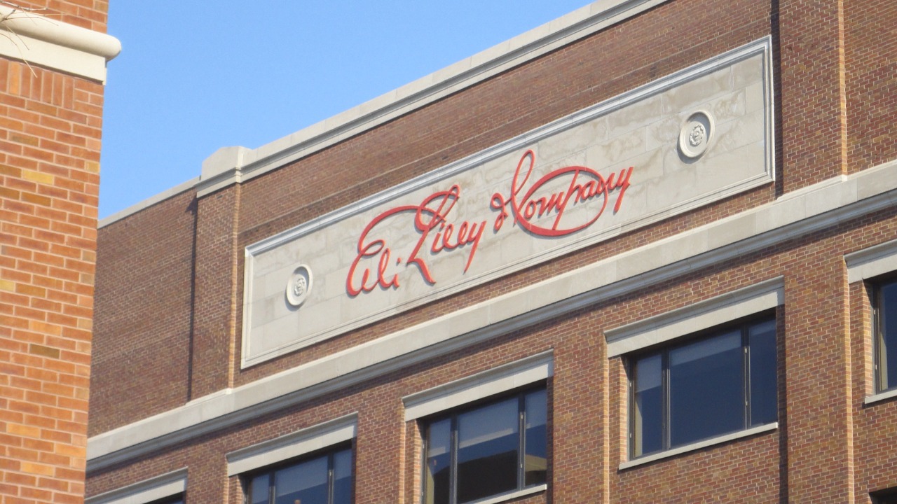 Eli Lilly's surprise dividend story could be a 2026 must-own