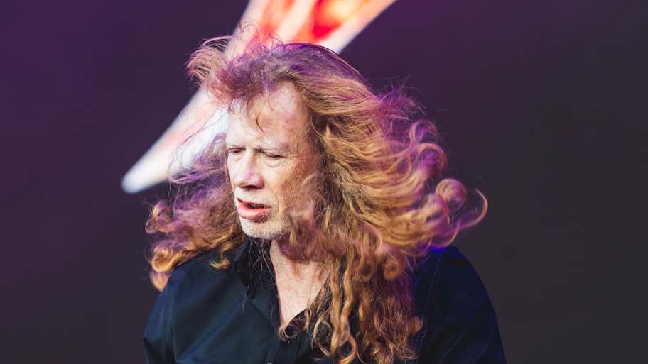 Dave Mustaine lit the match and walked away with his Megadeth remark