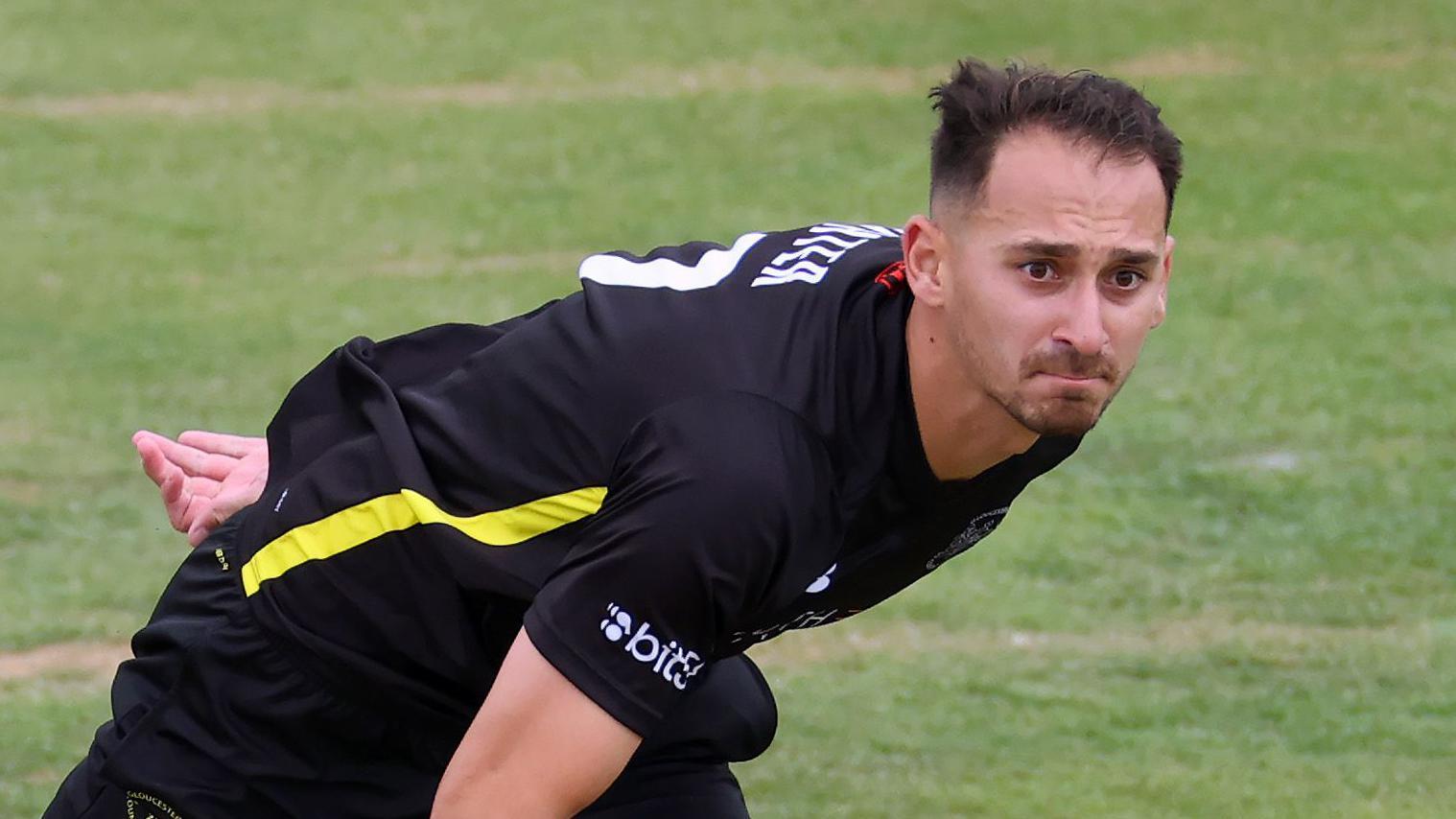 Akhter excited to join strong Essex bowling unit