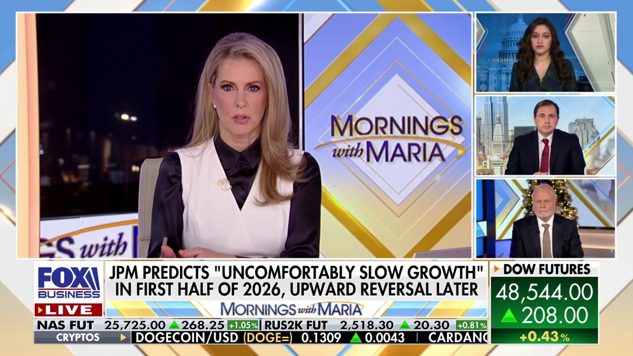 Panel weighs 2026 economic outlook as JPMorgan issues new forecast