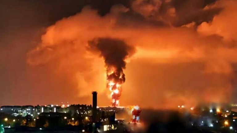 Storm Shadow missiles light up Russia’s largest southern refinery on ...