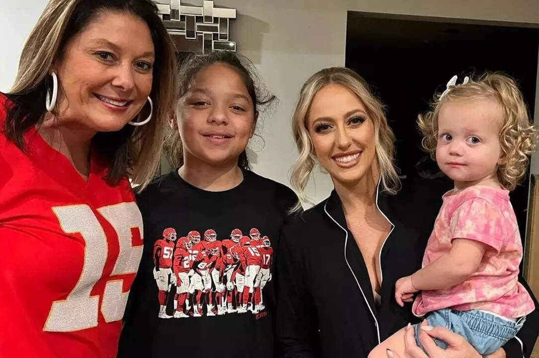 “My greatest gift”: Brittany Mahomes’ holiday response to Patrick ...