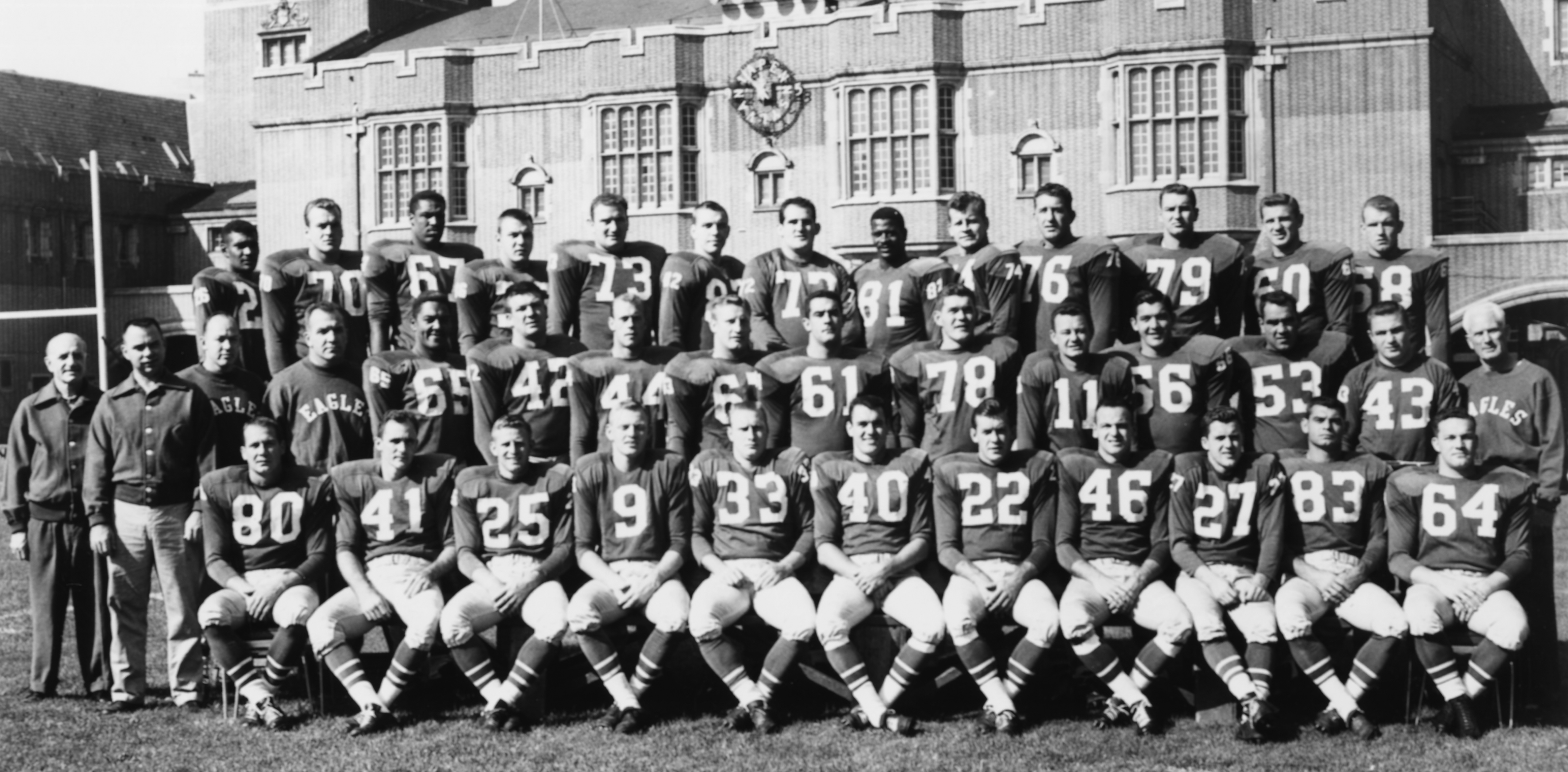 A 3-time Pro Bowl running back for the Eagles died