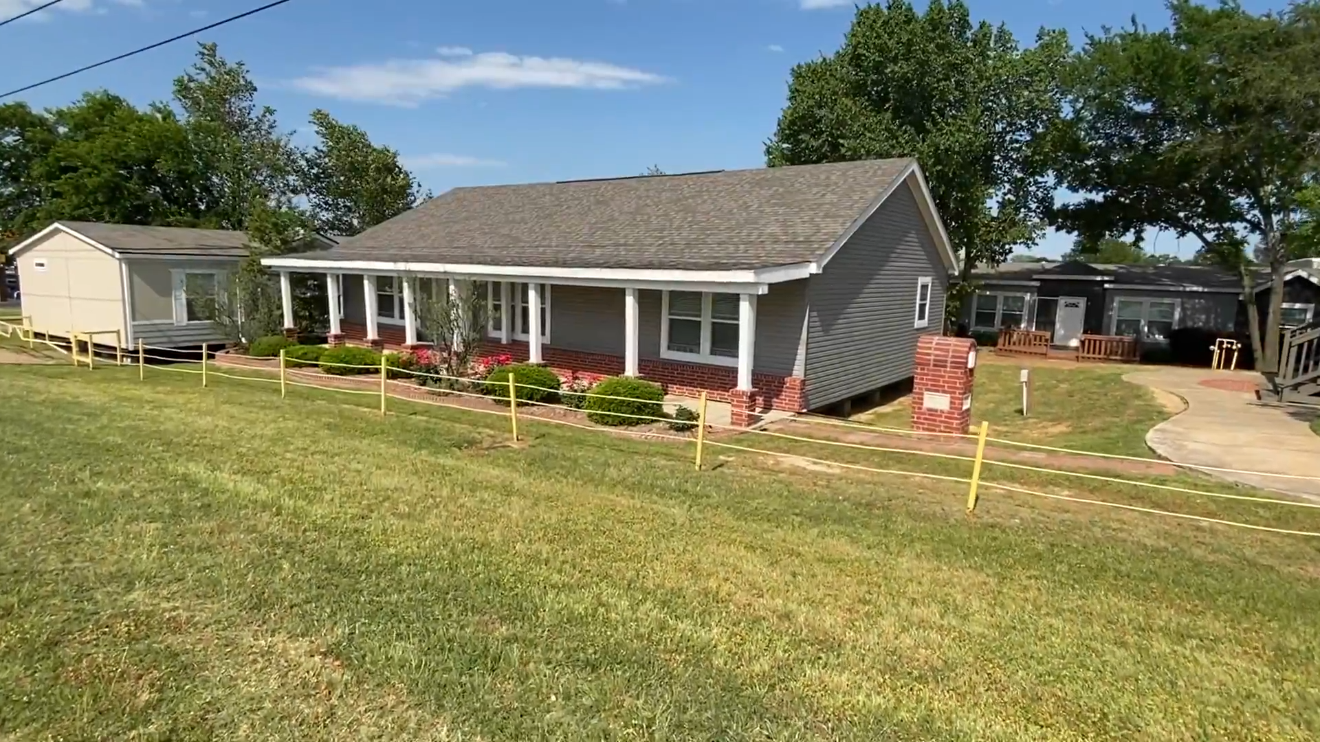 Offset by Sunshine Homes | 3 bed, 2 bath mobile house tour