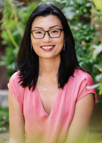 Authors Kate DiCamillo and Kelly Yang announce new podcast “StoryKind ...