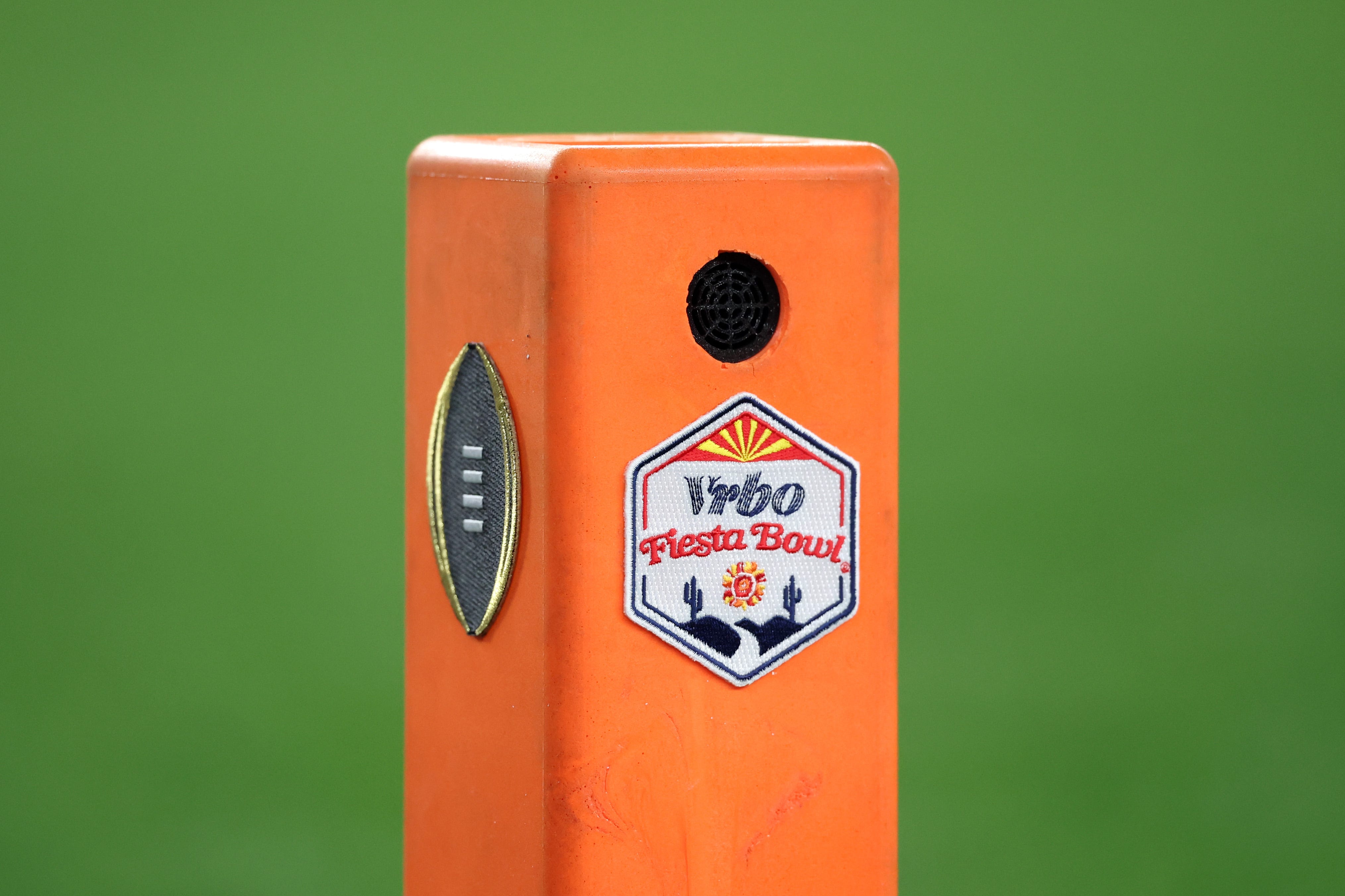 Fiesta Bowl CFP semifinal features unlikely Miami vs Ole Miss game